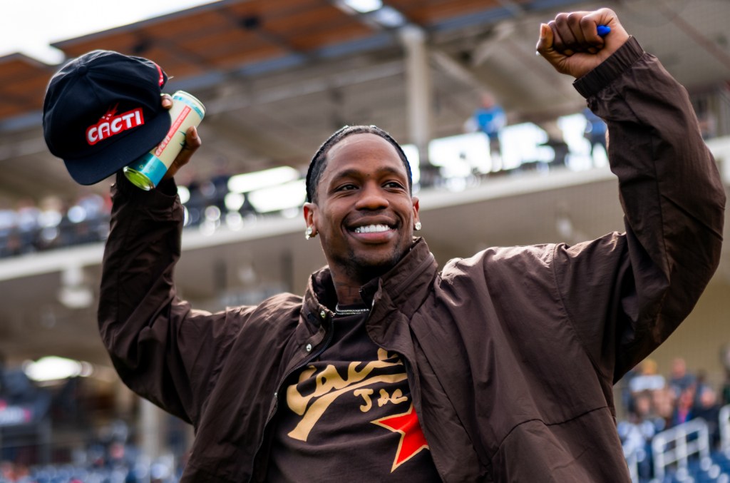 Travis Scott Throws First Pitch for Houston Astros Spring Training ...
