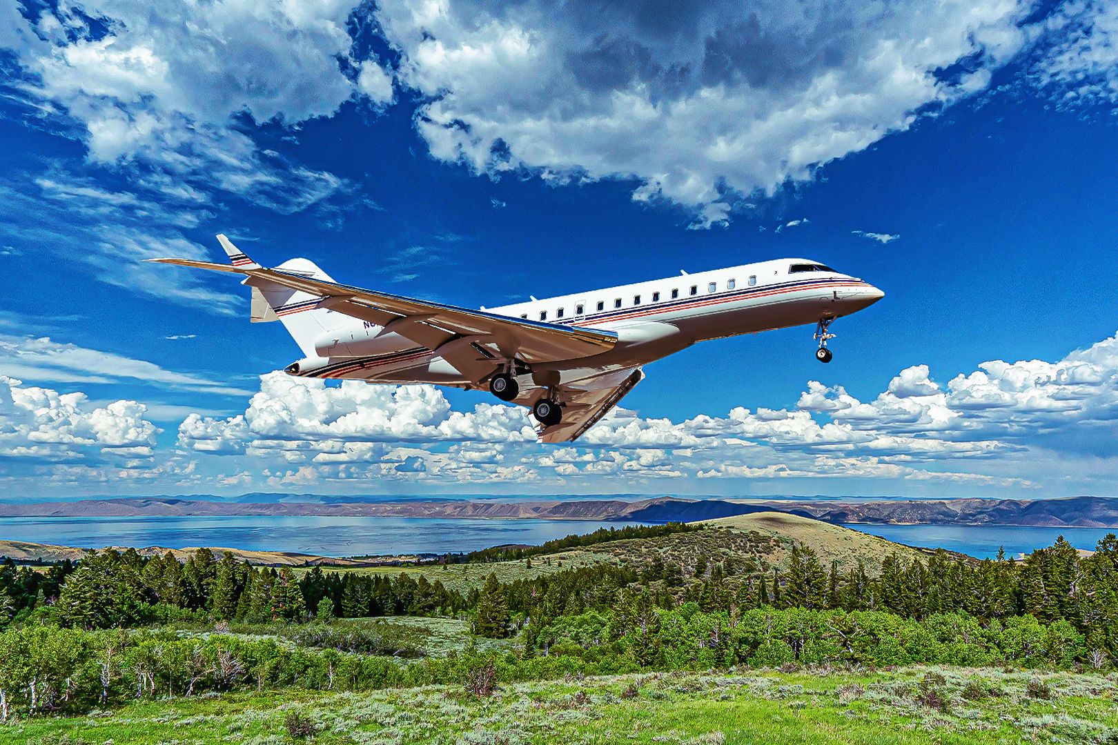 A Look At The Salaries Of Private Jet Pilots In Canada