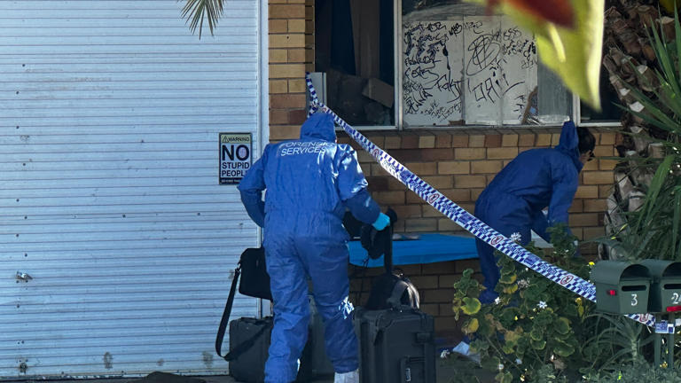Man charged with murder after stand-off with police at South Tamworth ...
