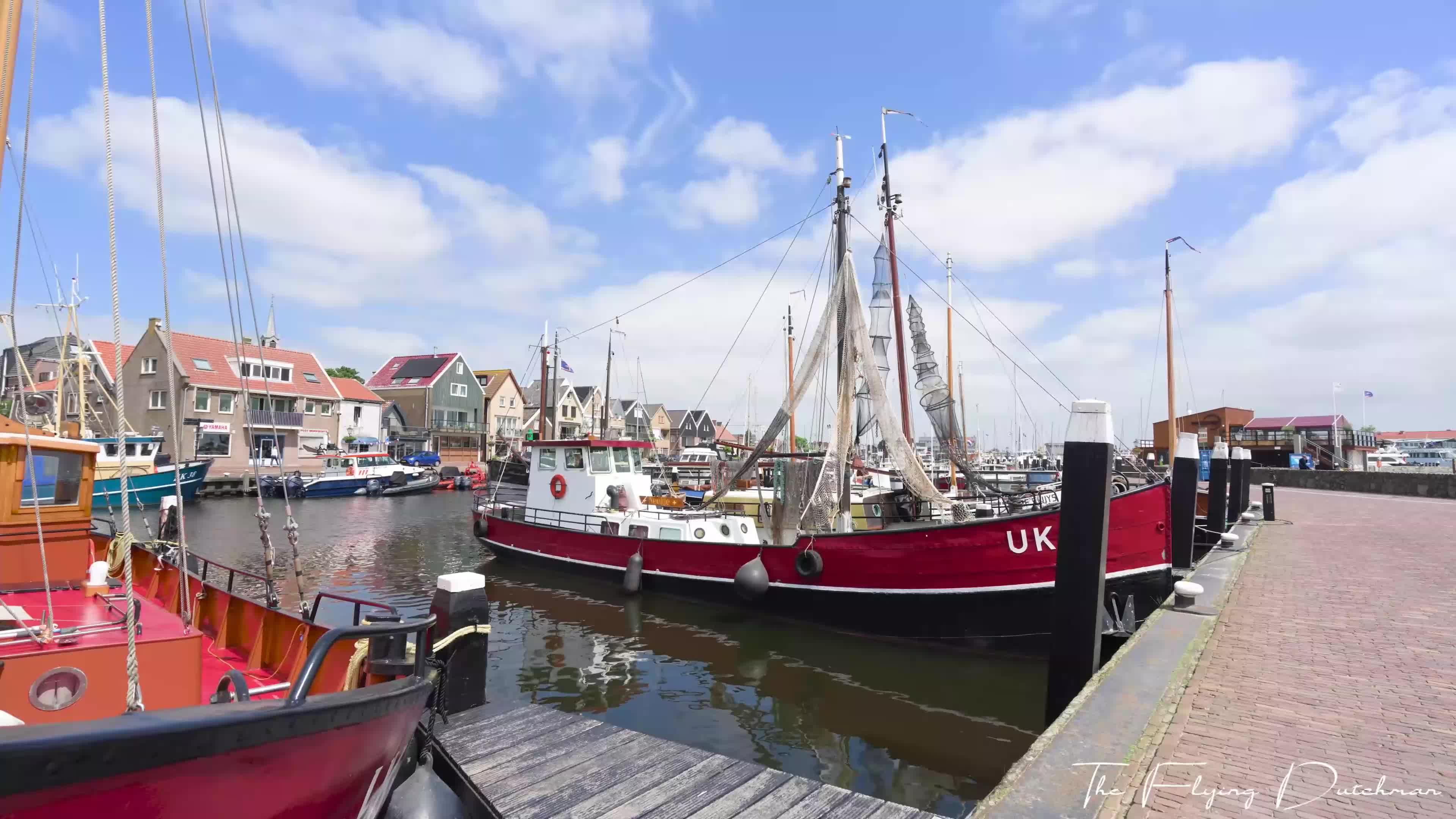 Urk | Um Encantador Porto Pesqueiro com História na Holanda (4K)