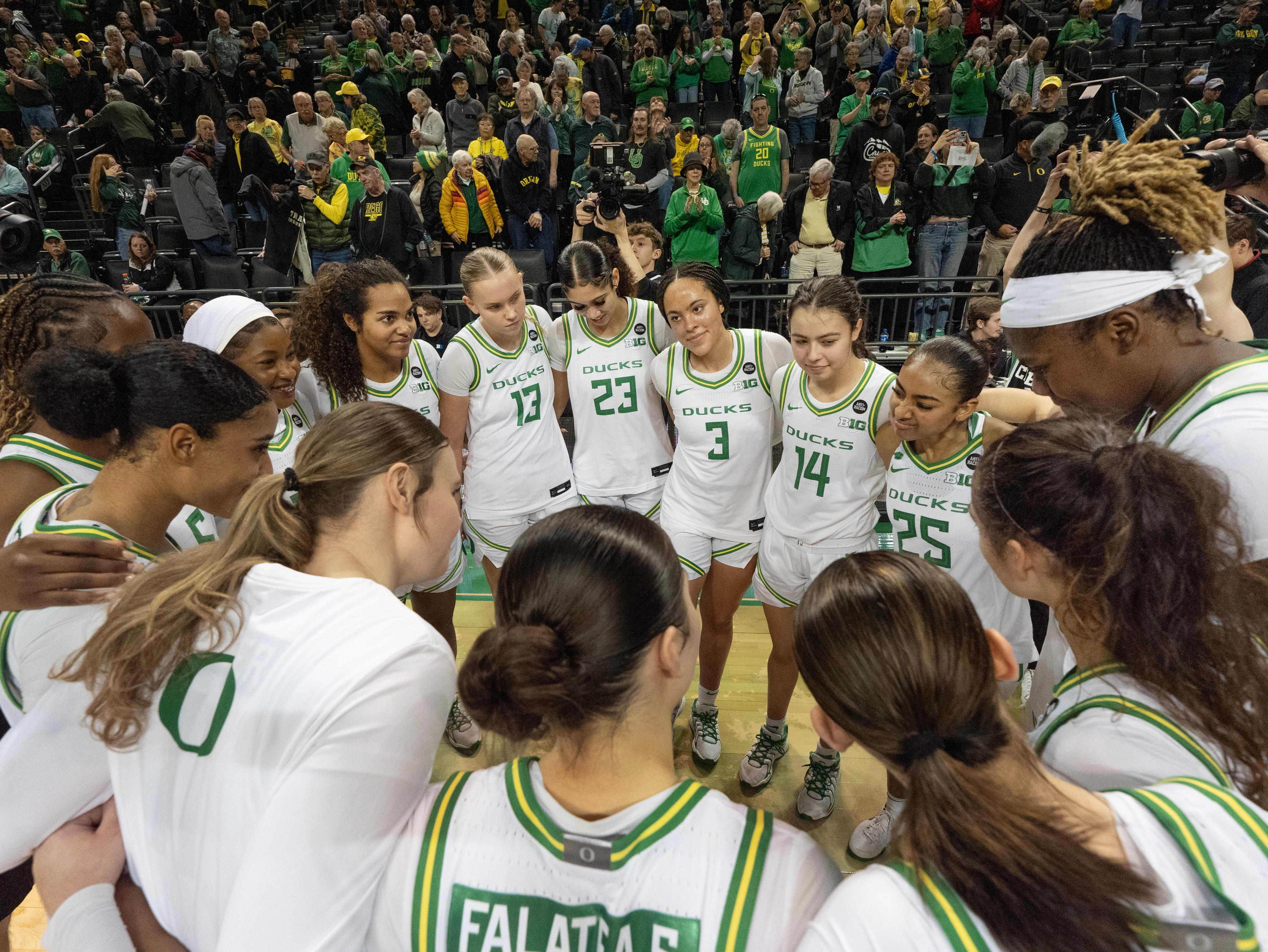Where Oregon women's basketball stands in updated March Madness bracket ...