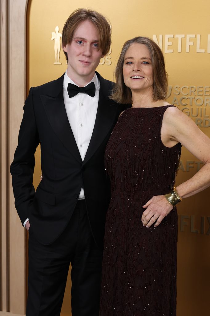 Jodie Foster's lookalike son Charlie makes rare appearance at star ...