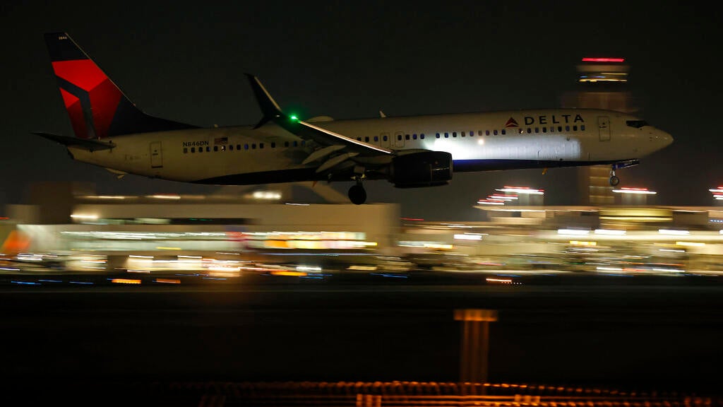 Delta flight heading to Australia returns to LAX after smoke detected ...