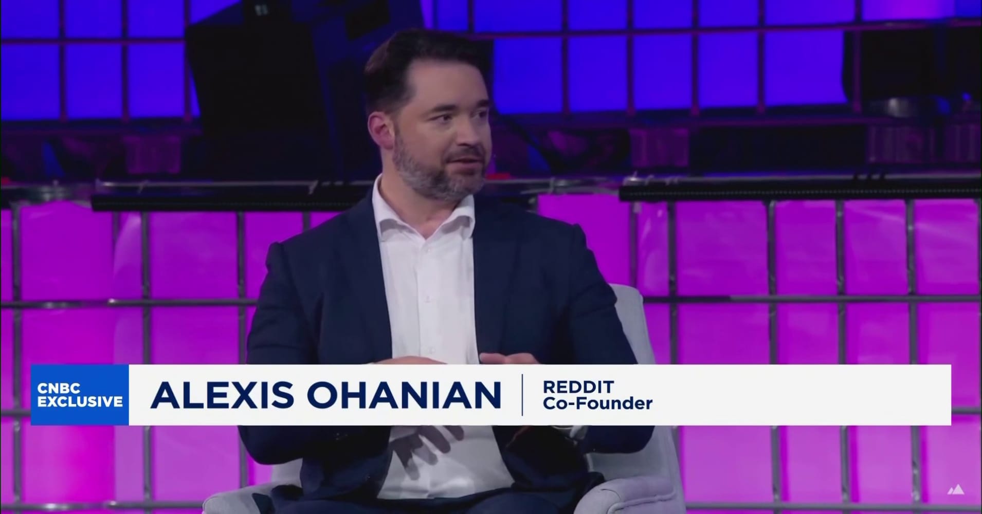 'Impossible to do fact-checking at scale,' Reddit co-founder says