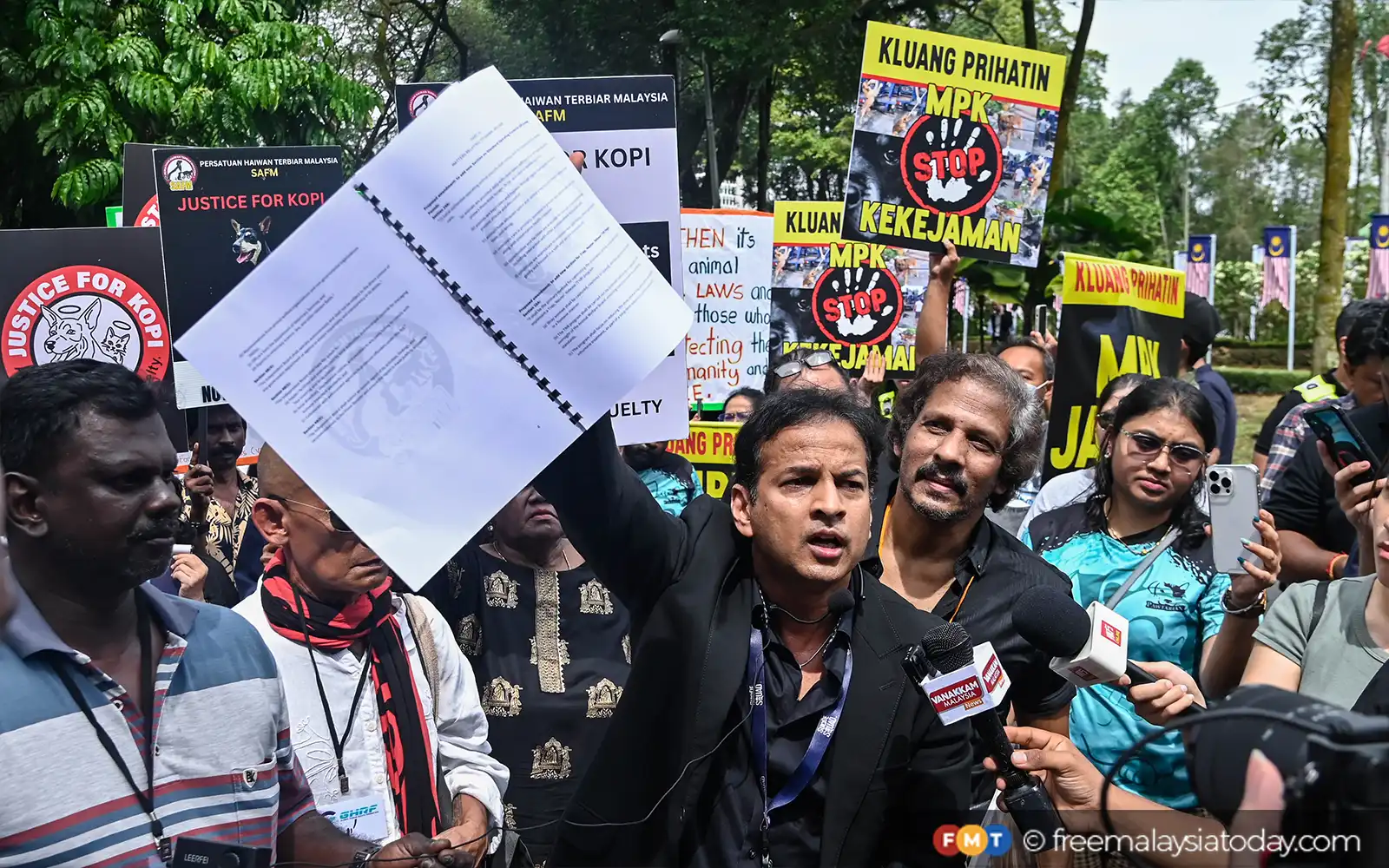 100 rally outside Parliament over cruelty against stray dogs