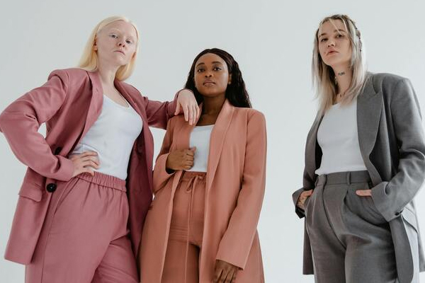 Gen Z Office Fashion: Redefining Workplace Style with Comfort and ...