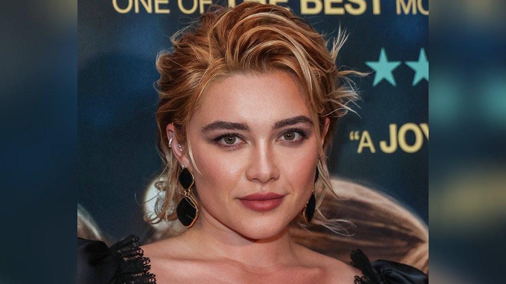 Spielt Florence Pugh bald Miss Moneypenny in Bond-Spin-off?
