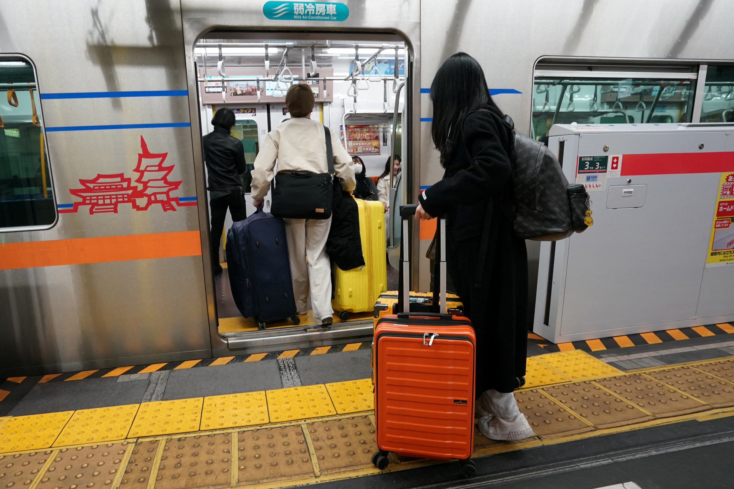 Cosas que nunca deberías hacer en el transporte público