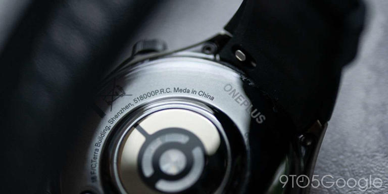 OnePlus si scusa per l'imbarazzante errore di battitura sul retro del ...