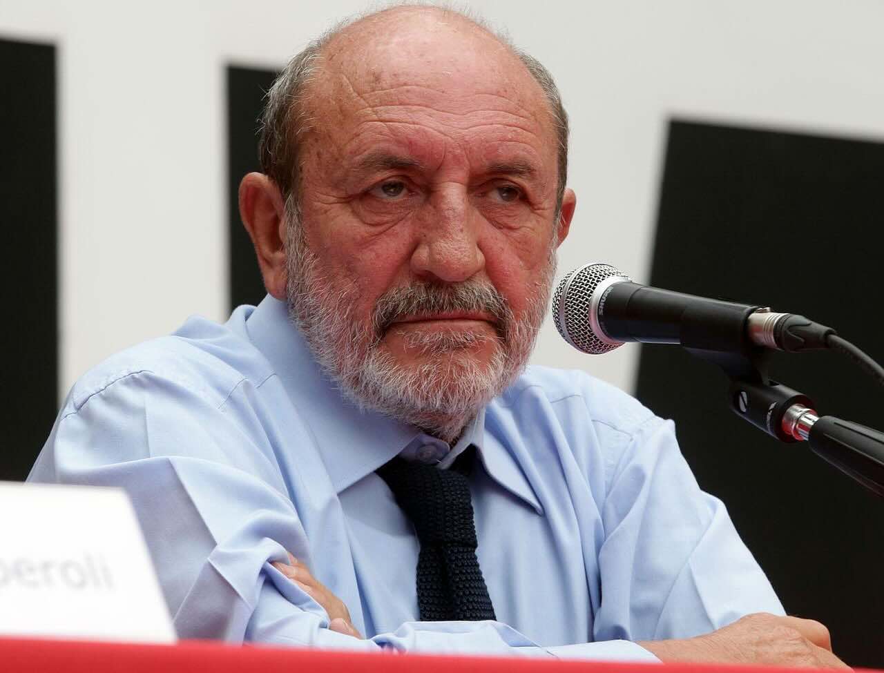 Umberto Galimberti: «In classe tutti bambini dislessici e autistici ...