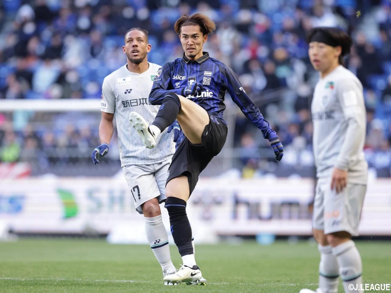 新たに8選手がJ1デビュー!! 鹿島17歳SB佐藤海宏、明治大出身FW熊取谷一星、JFLから這い上がったMF嵯峨理久ら/J1第2節