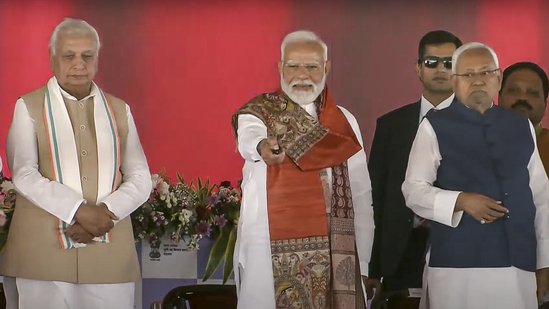 PM Modi slams 'jungle raj' leaders, says Bihar won't forgive those ...