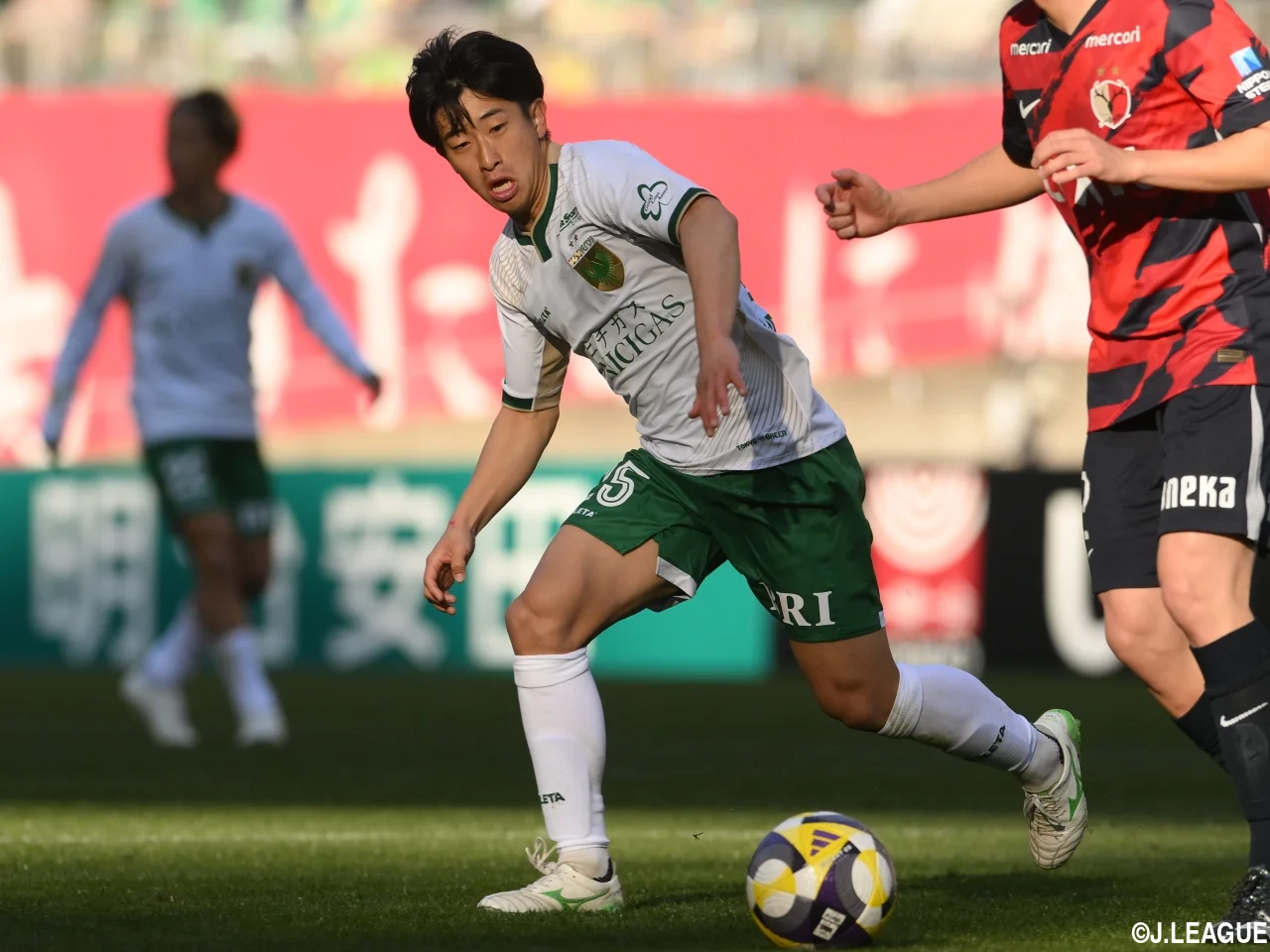 新たに8選手がJ1デビュー!! 鹿島17歳SB佐藤海宏、明治大出身FW熊取谷一星、JFLから這い上がったMF嵯峨理久ら/J1第2節