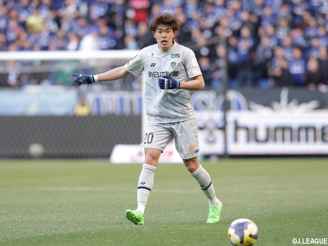 新たに8選手がJ1デビュー!! 鹿島17歳SB佐藤海宏、明治大出身FW熊取谷一星、JFLから這い上がったMF嵯峨理久ら/J1第2節