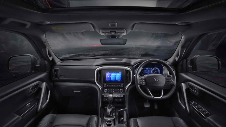 Mahindra Scorpio N Carbon Launched With A Full Black Look