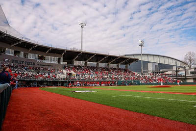 Baseball weekend wrap: Georgia dominates in four-game sweep