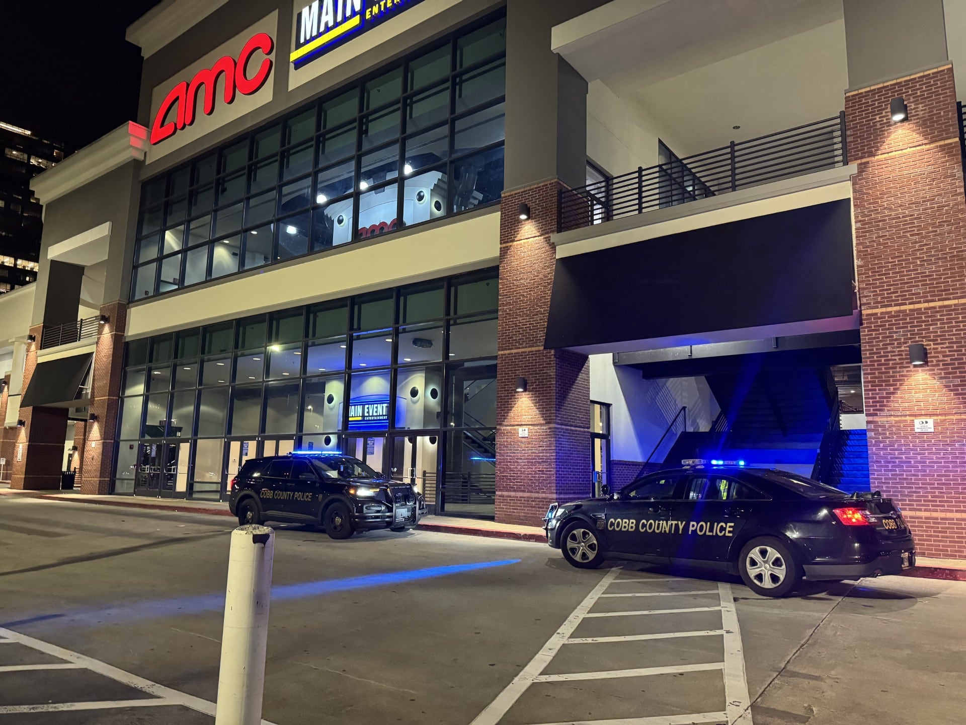 Suspect arrested in double shooting at Main Event entertainment center ...