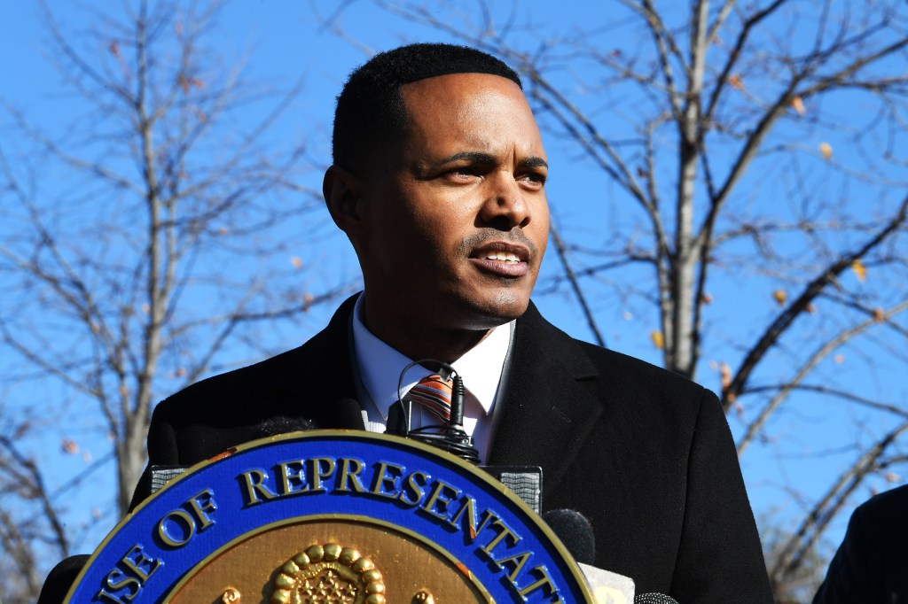 Ritchie Torres endorses ‘Mr. Tough Guy’ Andrew Cuomo for NYC mayor in ...