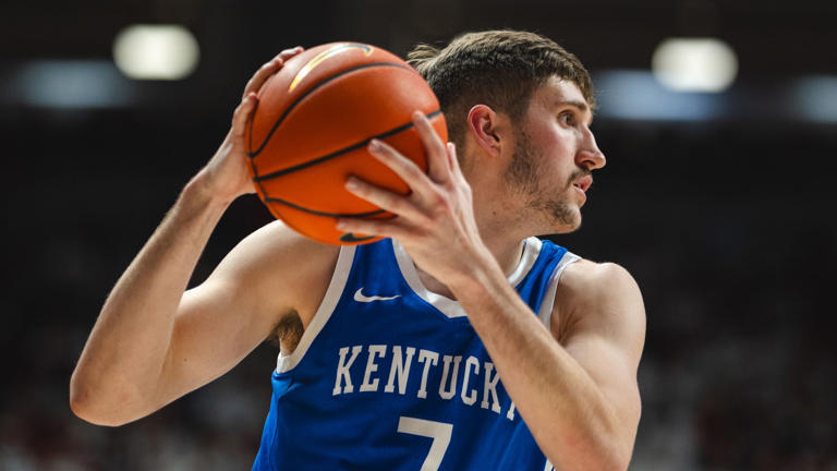 Andrew Carr is returning to form, and that’s crucial for Kentucky