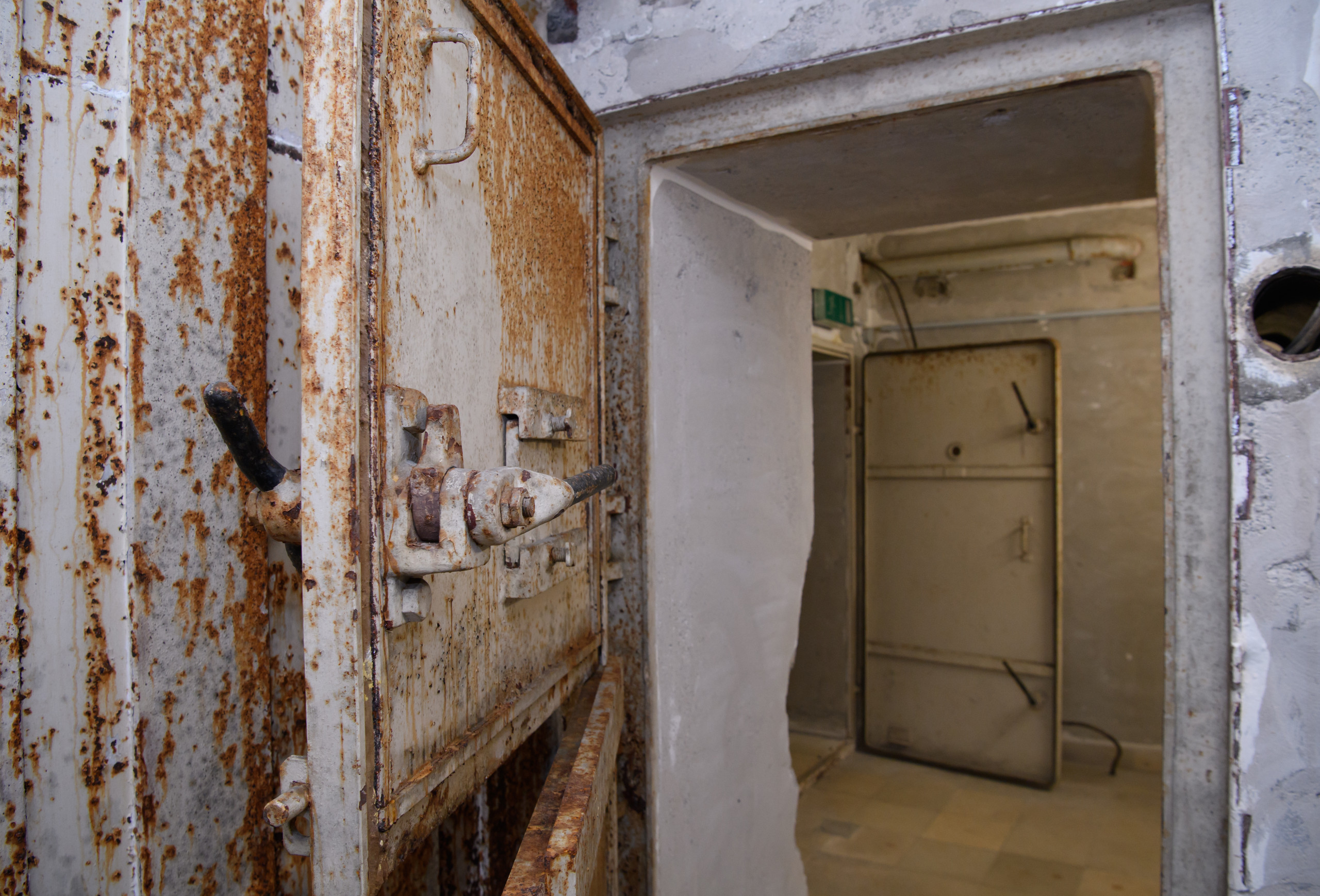 Teorías sobre la fuga de Hitler a América: un análisis histórico