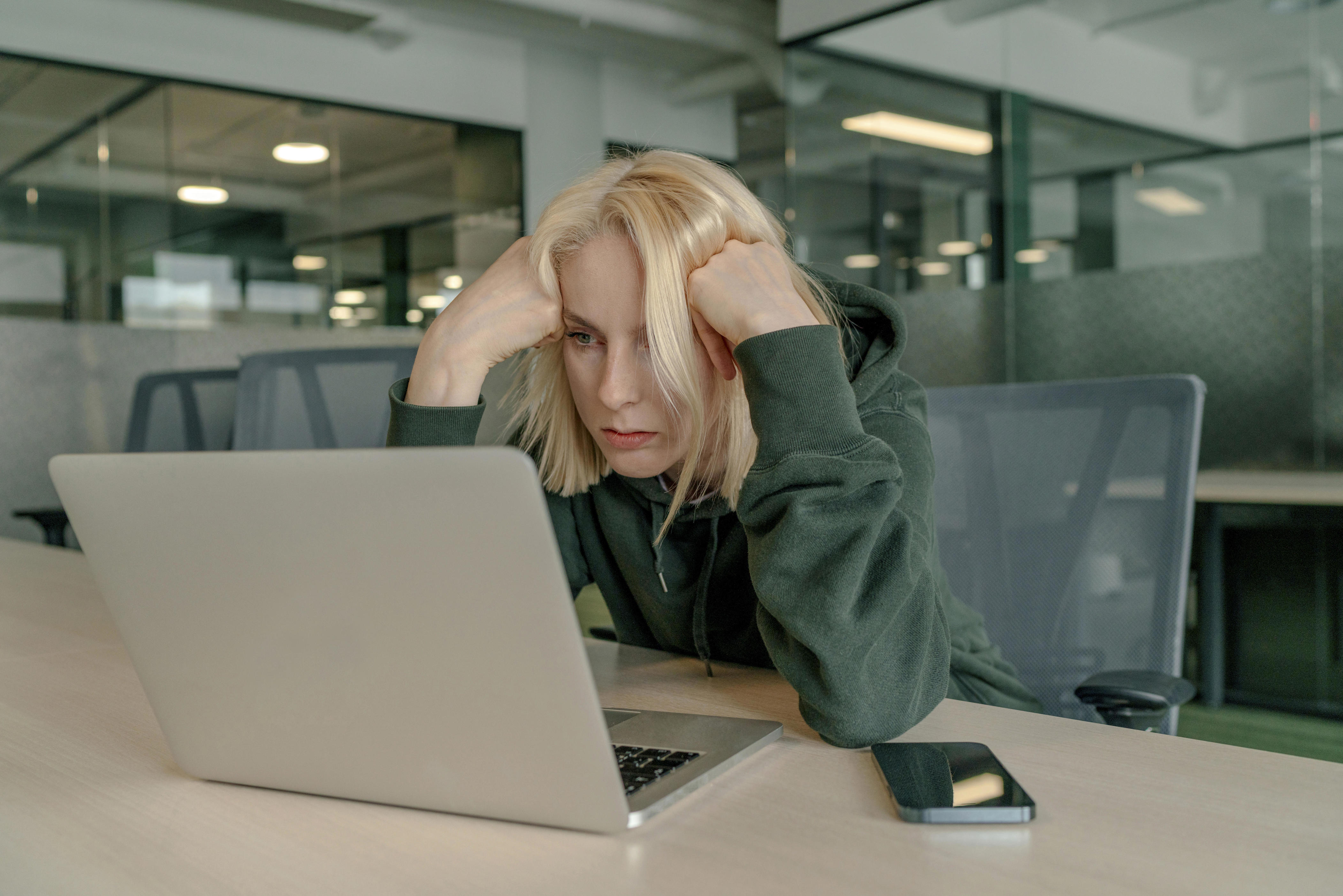 Diese 5 Anzeichen verraten, dass euer Chef will, dass ihr kündigt, laut ...