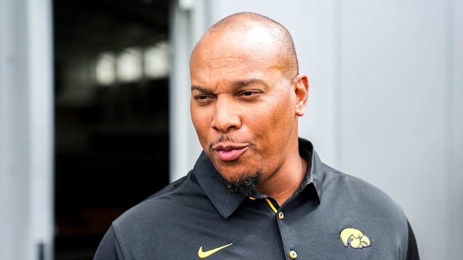 Report: Giants Hire New Running Backs Coach | News Briefs