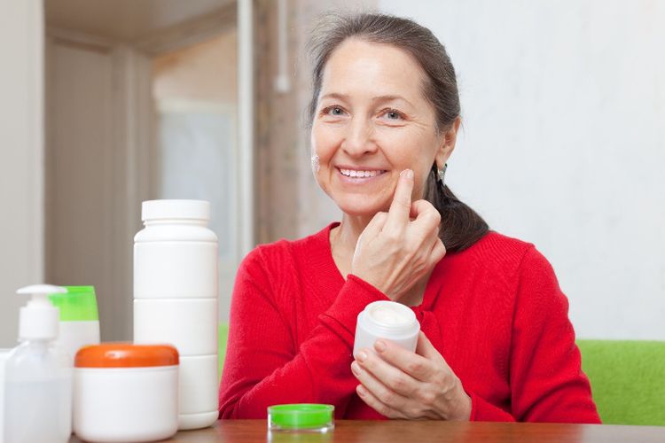 Orang yang Berusia Lebih Tua tetapi Tidak Terlihat atau Merasa Tua ...