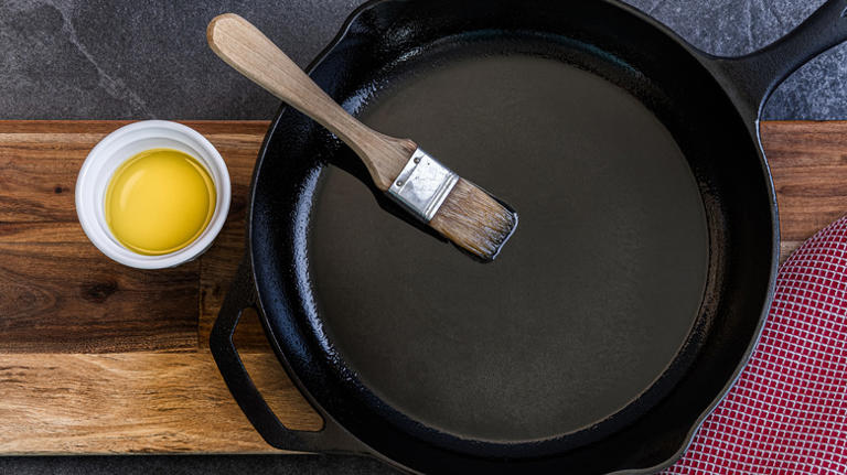 Is It Safe To Use Baking Soda To Clean Cast Iron?