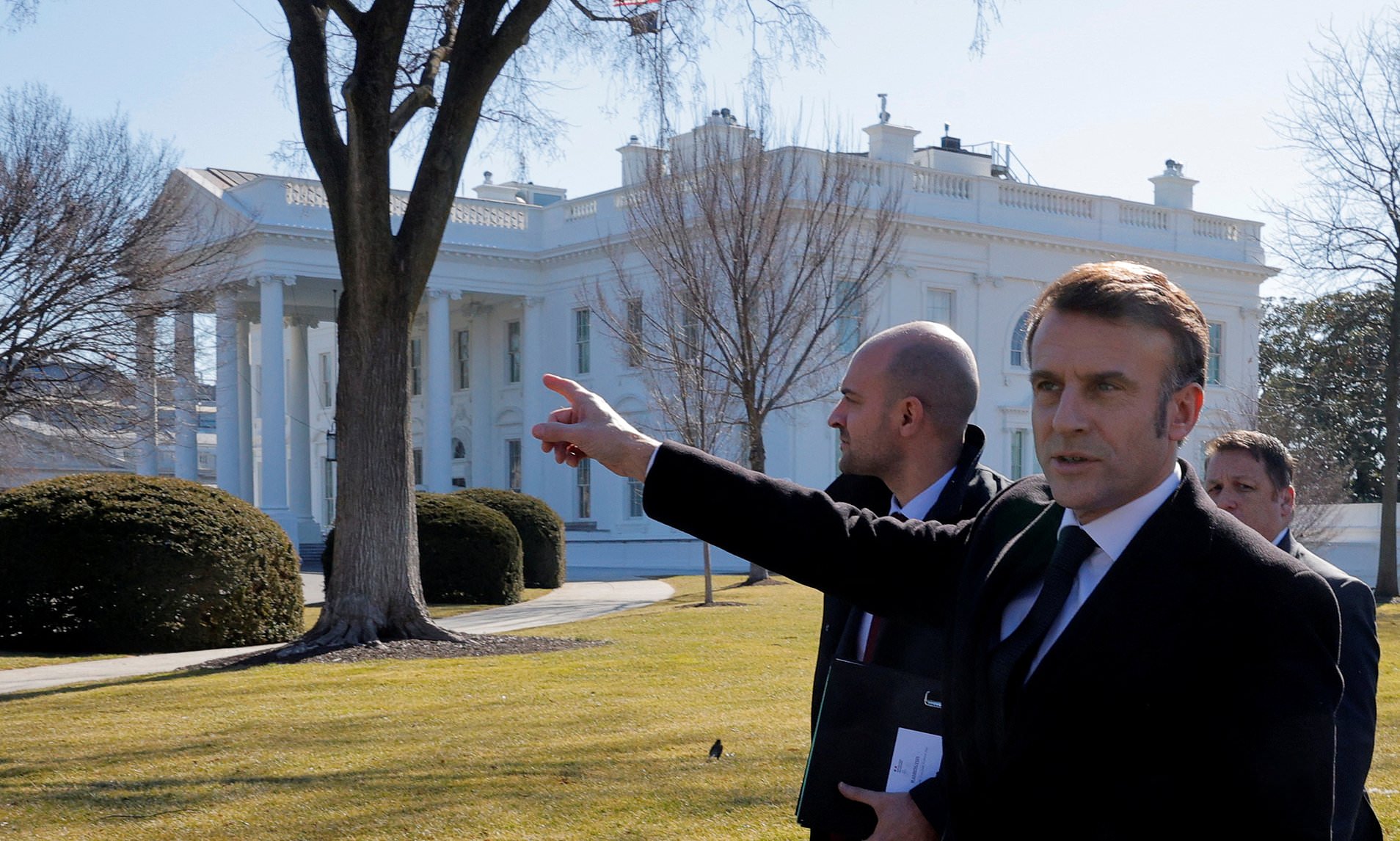 Trump delivers stunning snub to Macron as handshake goes viral