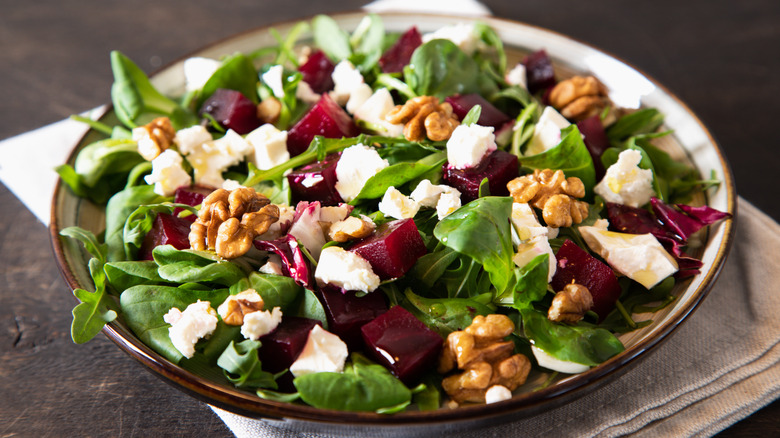 6 Ways To Add Protein To Your Salad Without Meat