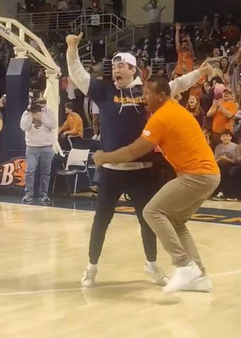 Alex Rodriguez Wins College Student $10,000 After Making Epic Half ...