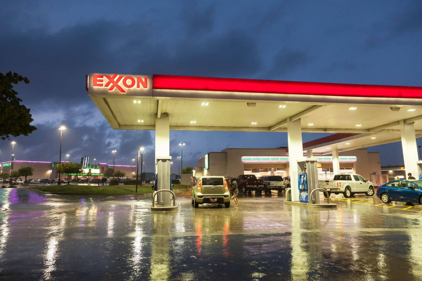 ExxonMobil bets big on Australian gas with $200M investment