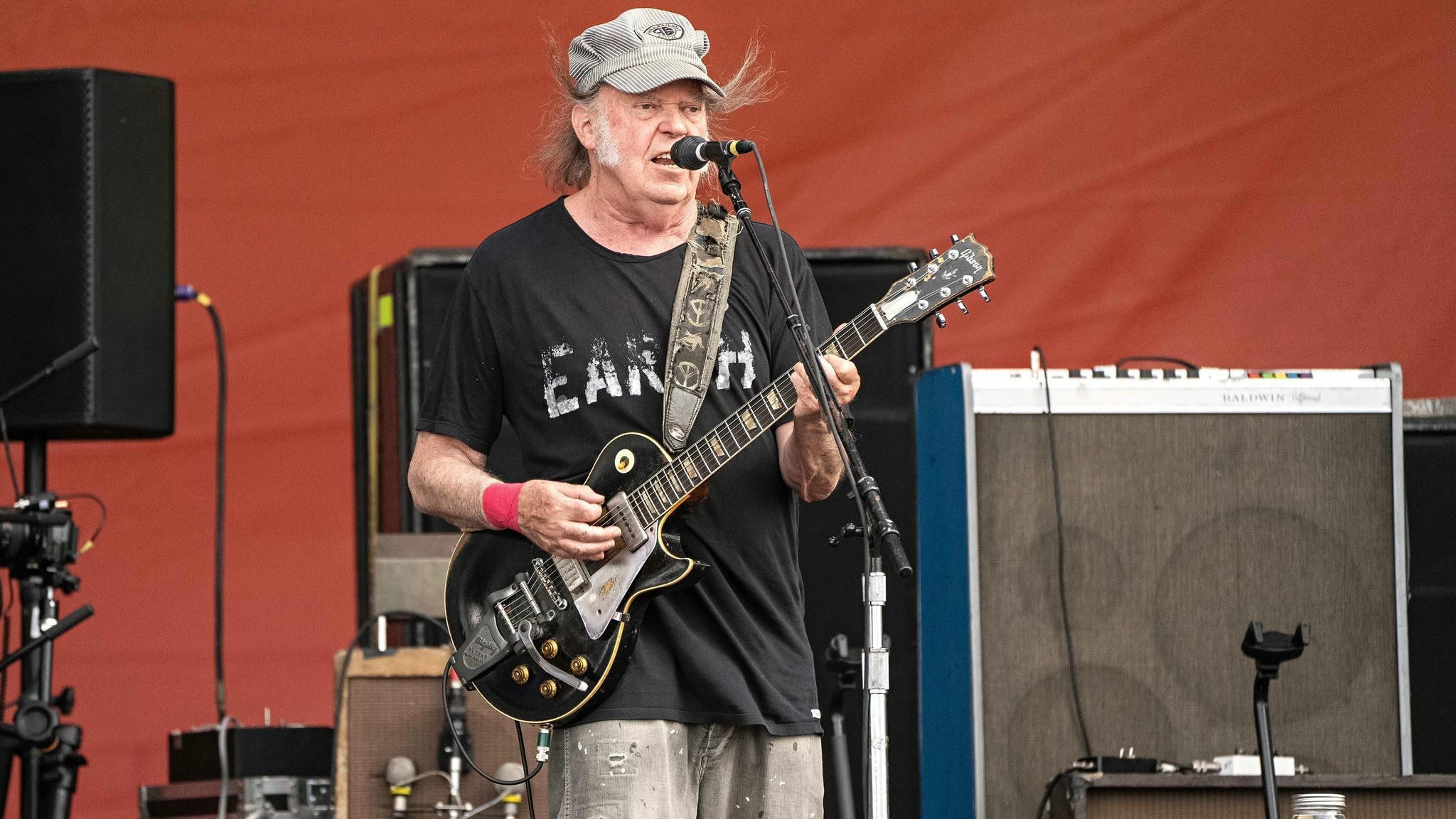 Neil Young: Konzert in Stuttgart – Tickets, Termine und Vorverkauf für ...