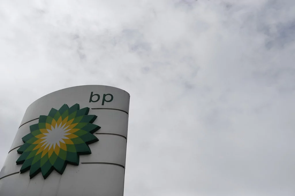 BP to ditch renewable energy targets in effort to boost earnings