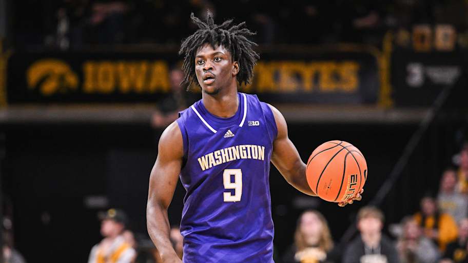 Washington Huskies Introduce New NIL Athlete Ticket Ambassador Program