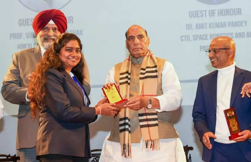 Rajnath Singh emphasizes indigenous AI and quantum computing for ...