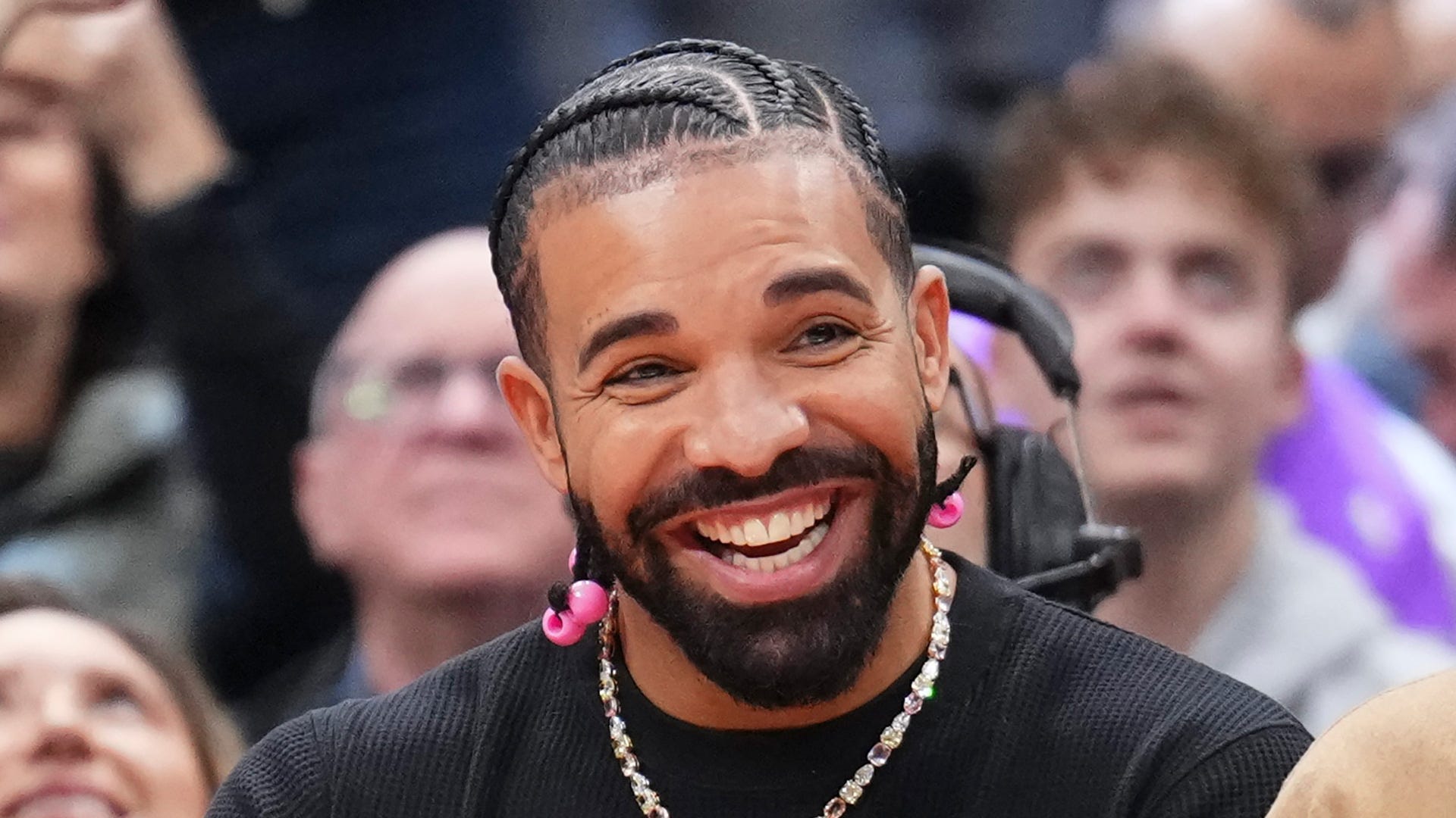 Drake scores as '$ome $exy $ongs 4 U' knocks Kendrick Lamar off the top ...
