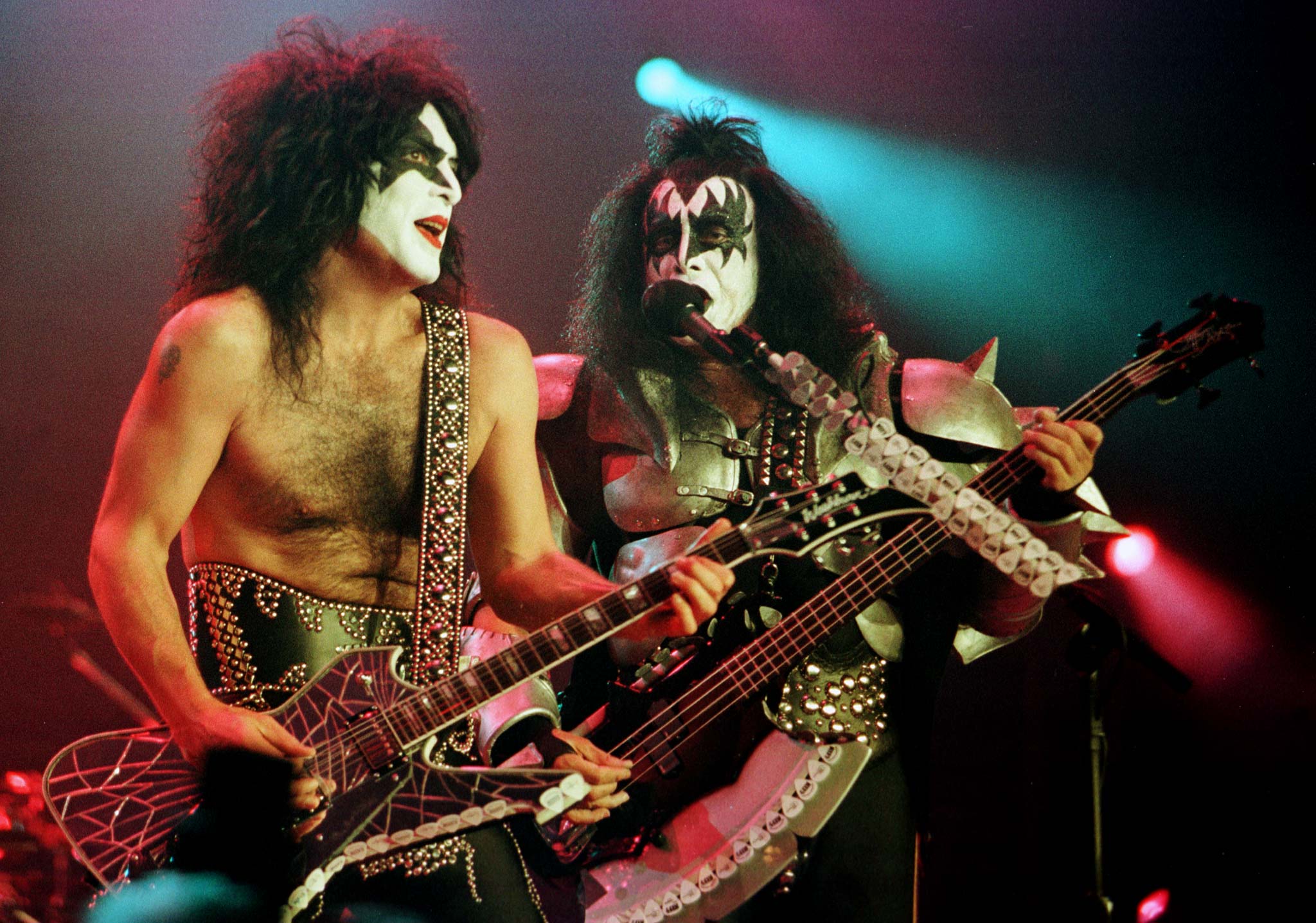 10 Bandas Que Tiveram Turnês Finais Que Não Foram As Últimas