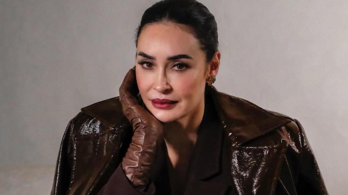 Ni vestido ni americana: la camisa de 20 euros que Vicky Martín ...