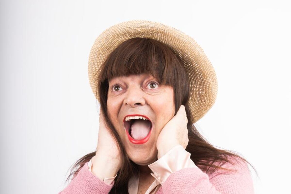 Felipe Izquierdo estrena unipersonal de “La Elvira” en Teatro Zoco