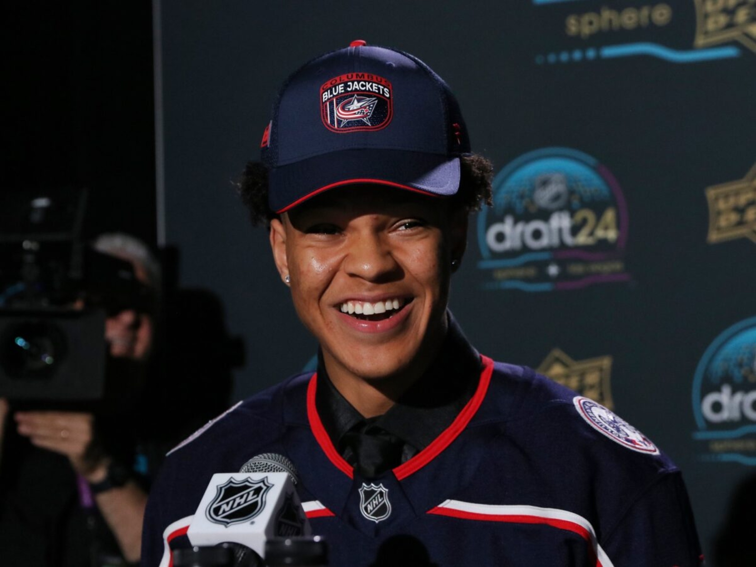 Blue Jackets’ Lindstrom Has Options at the NCAA Level
