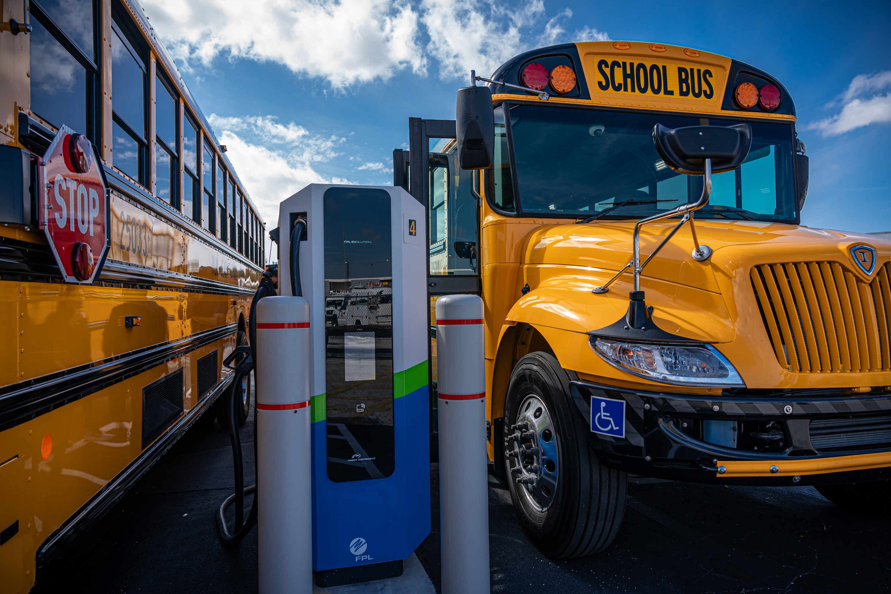 Is there school today in Florida for Memorial Day? When is school over?