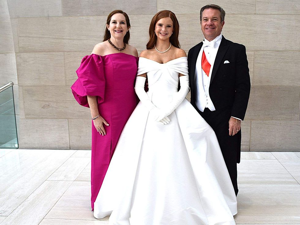 44 Dallas Symphony debutantes take their bows at 2025 Presentation Ball