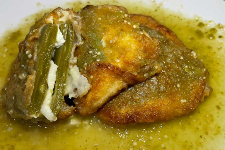 Nopales rellenos de queso panela: una receta capeada y perfecta para ...