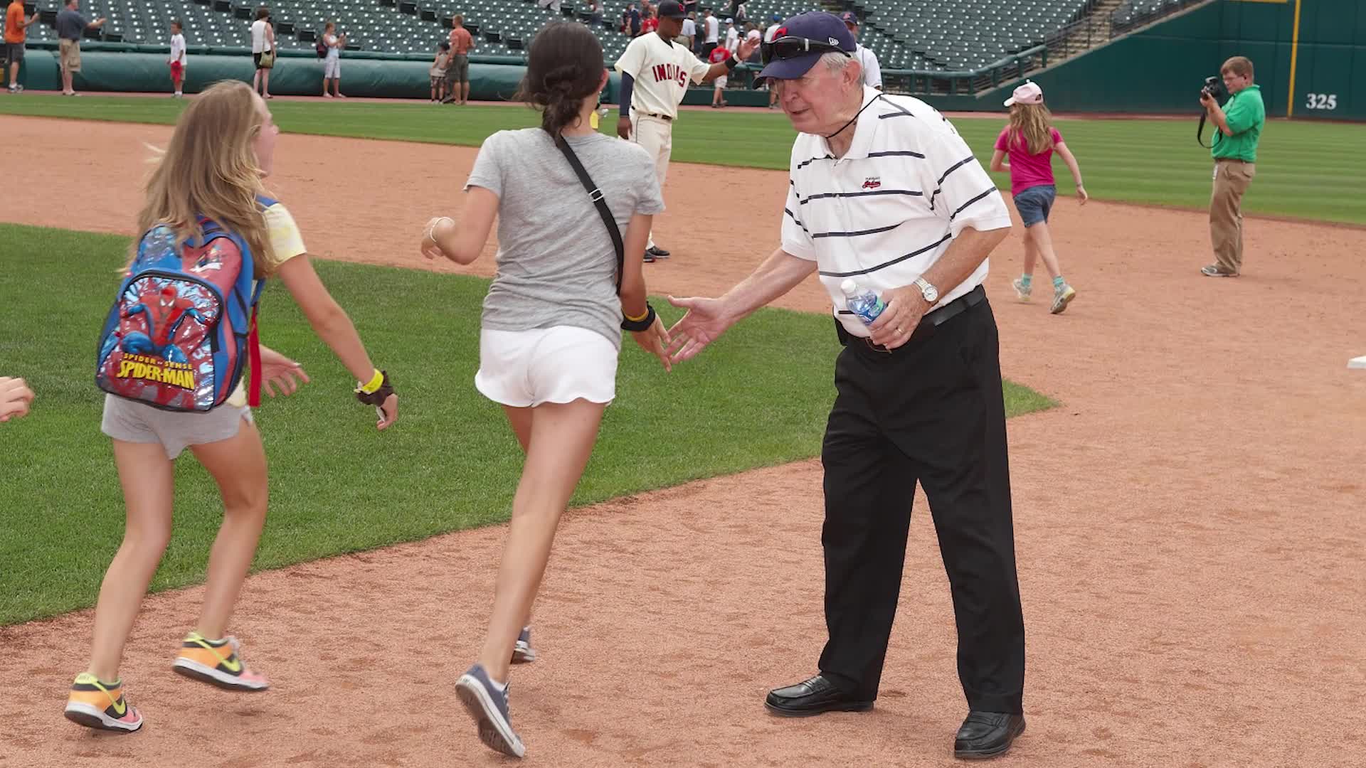 Guardians owner Larry Dolan dies at 94