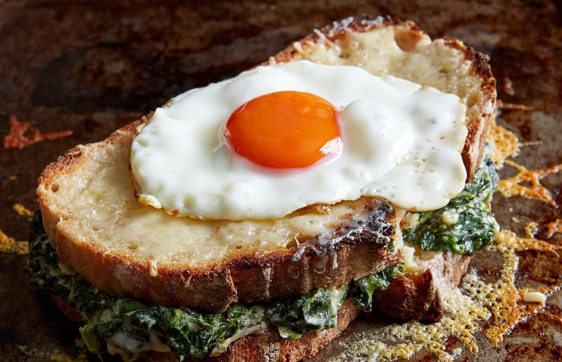 34 hot breakfast ideas to wake up to