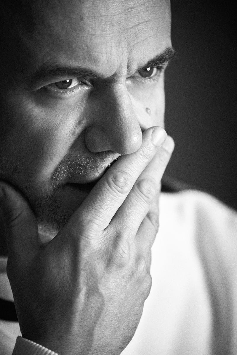 Tristán Ulloa: "Mis paredes estaban forradas de fotos de actores como James Dean y mi madre me ...