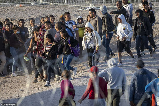 Trump officials launch ICE effort to deport unaccompanied migrant kids Trump officials launch ICE effort to deport unaccompanied migrant kids