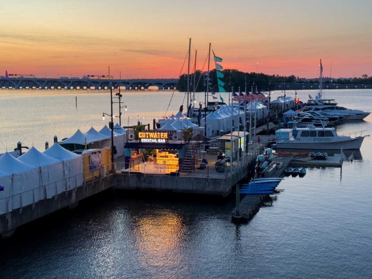 DC Boat Show Includes Catfish Canopy, Cooking On The Dock
