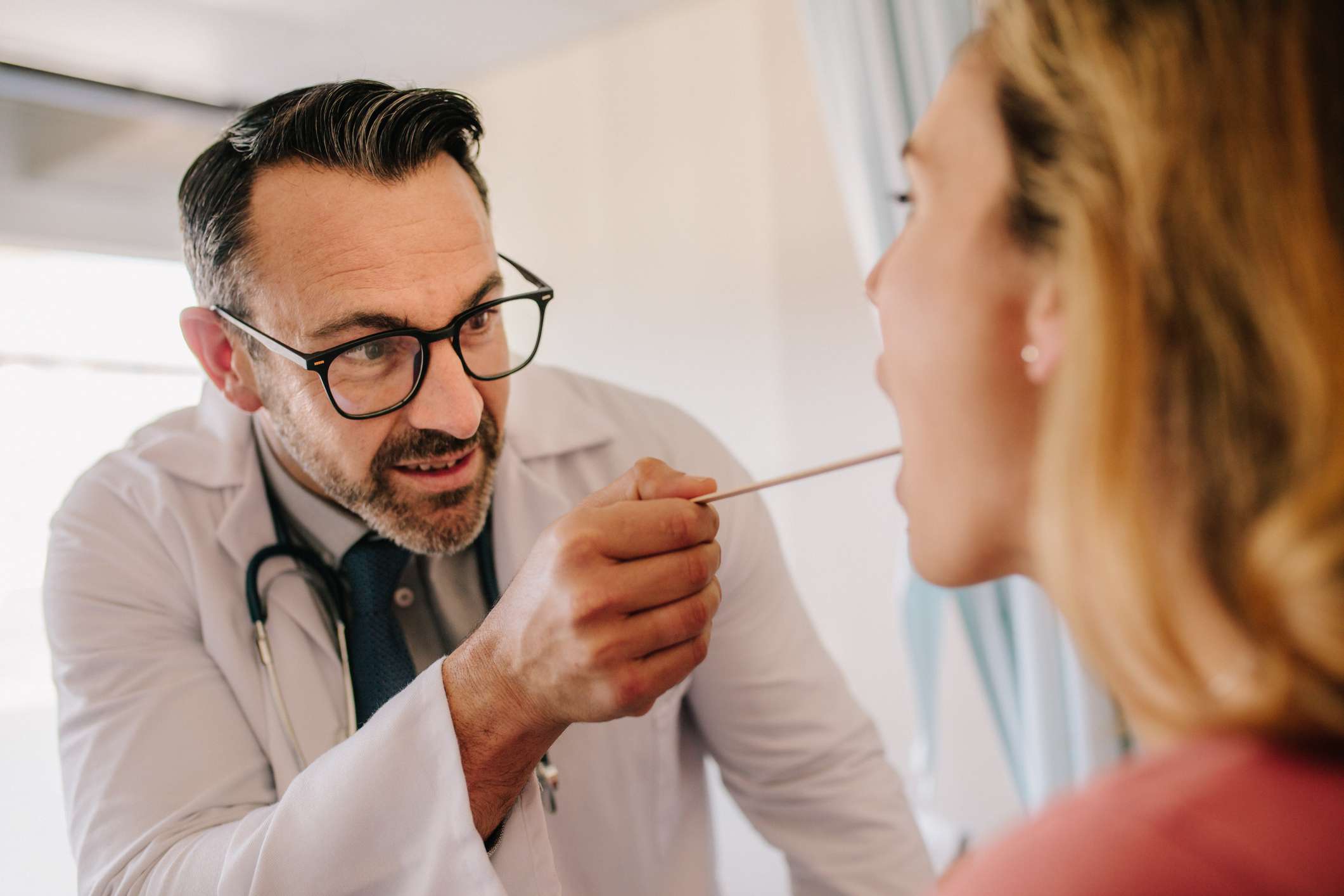 What Does HPV on Your Tongue Look Like?